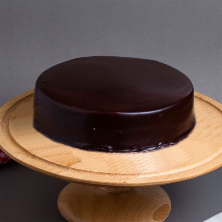 Classic Panama Chocolate Cake - Magnum Cakes - Best Customize Designer ...